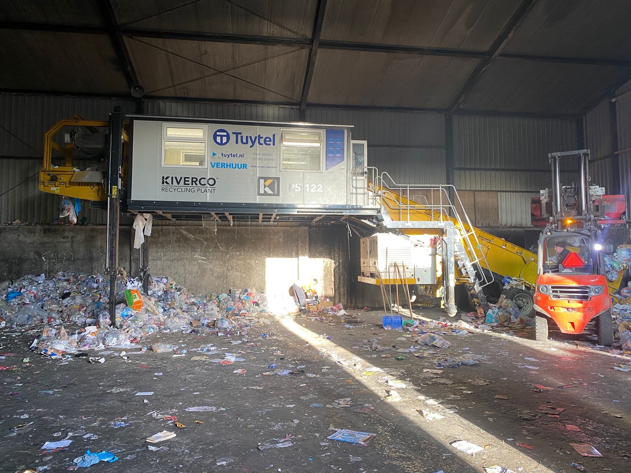 Kiverco Mobile Sorting Plant for hire - Tuytel