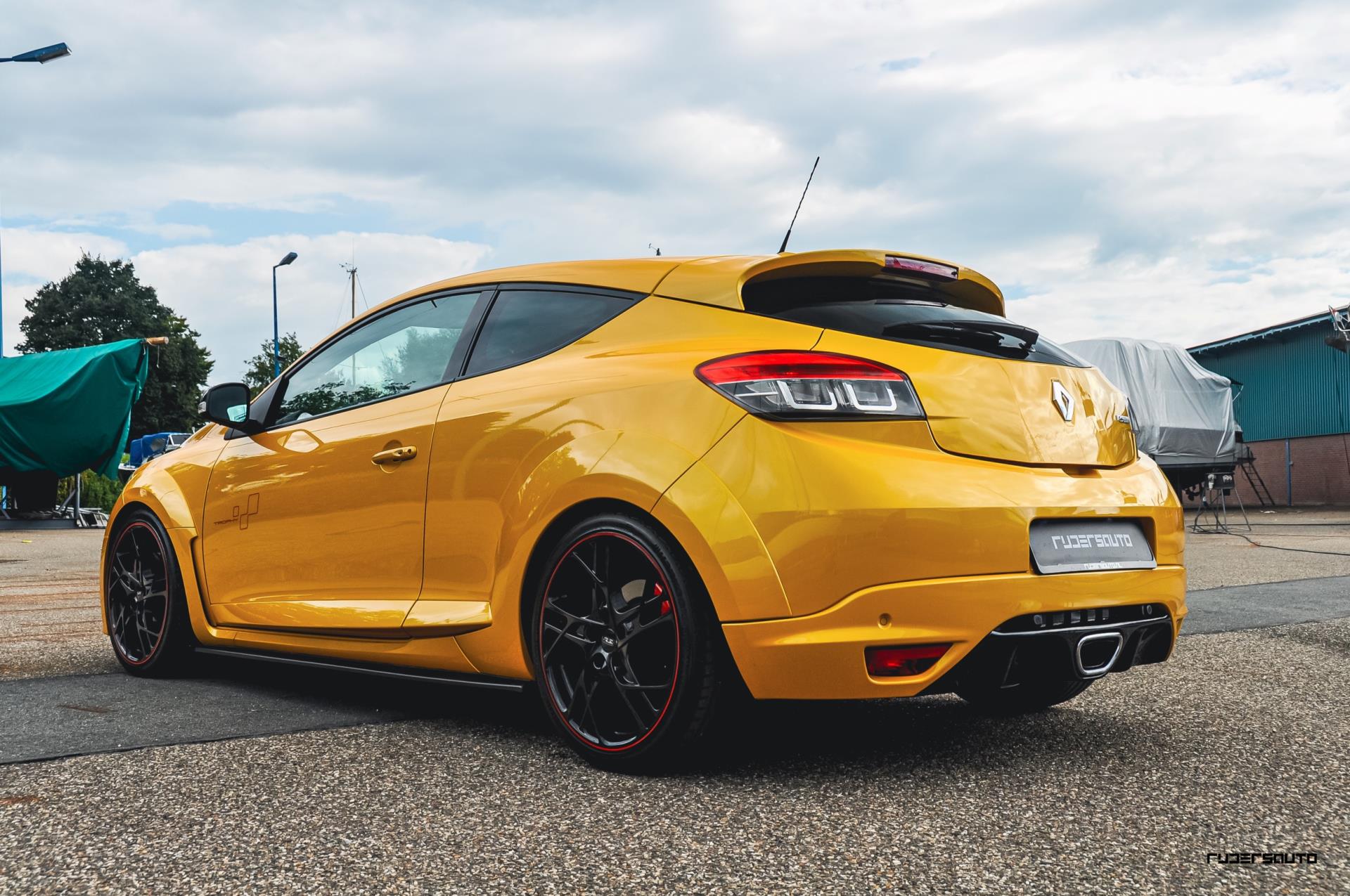 Renault Mégane RS 265 Trophy | Unieke staat | Jaune Sirius | Keyless ...
