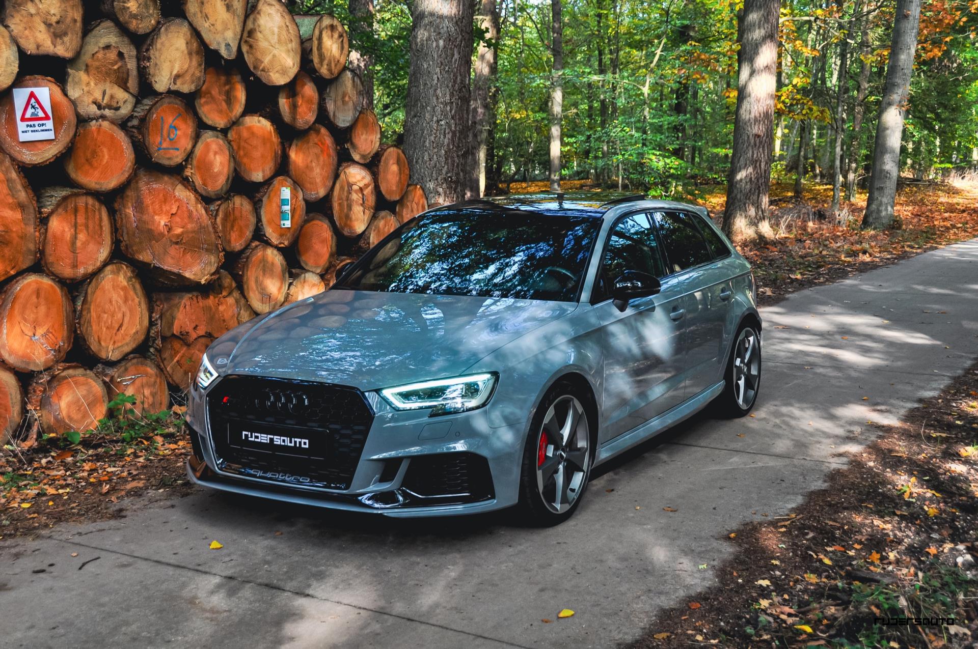 Audi RS3 Sportback | RS zetels | Pano Dak | RS sportuitlaat | B&O ...
