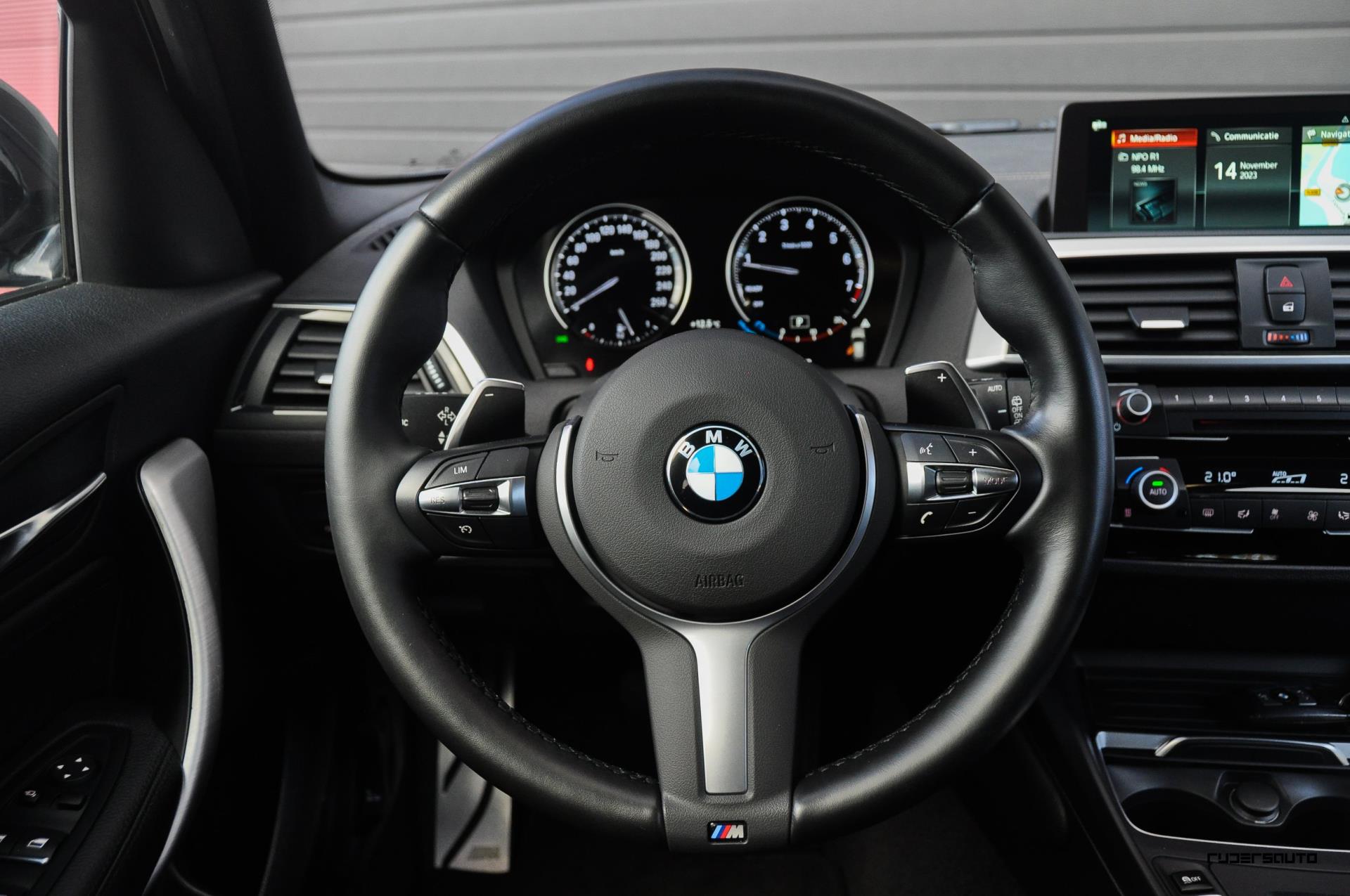 BMW 1-serie M140i LCI2 | Navi Pro | M Sport onderstel | Shadow Line